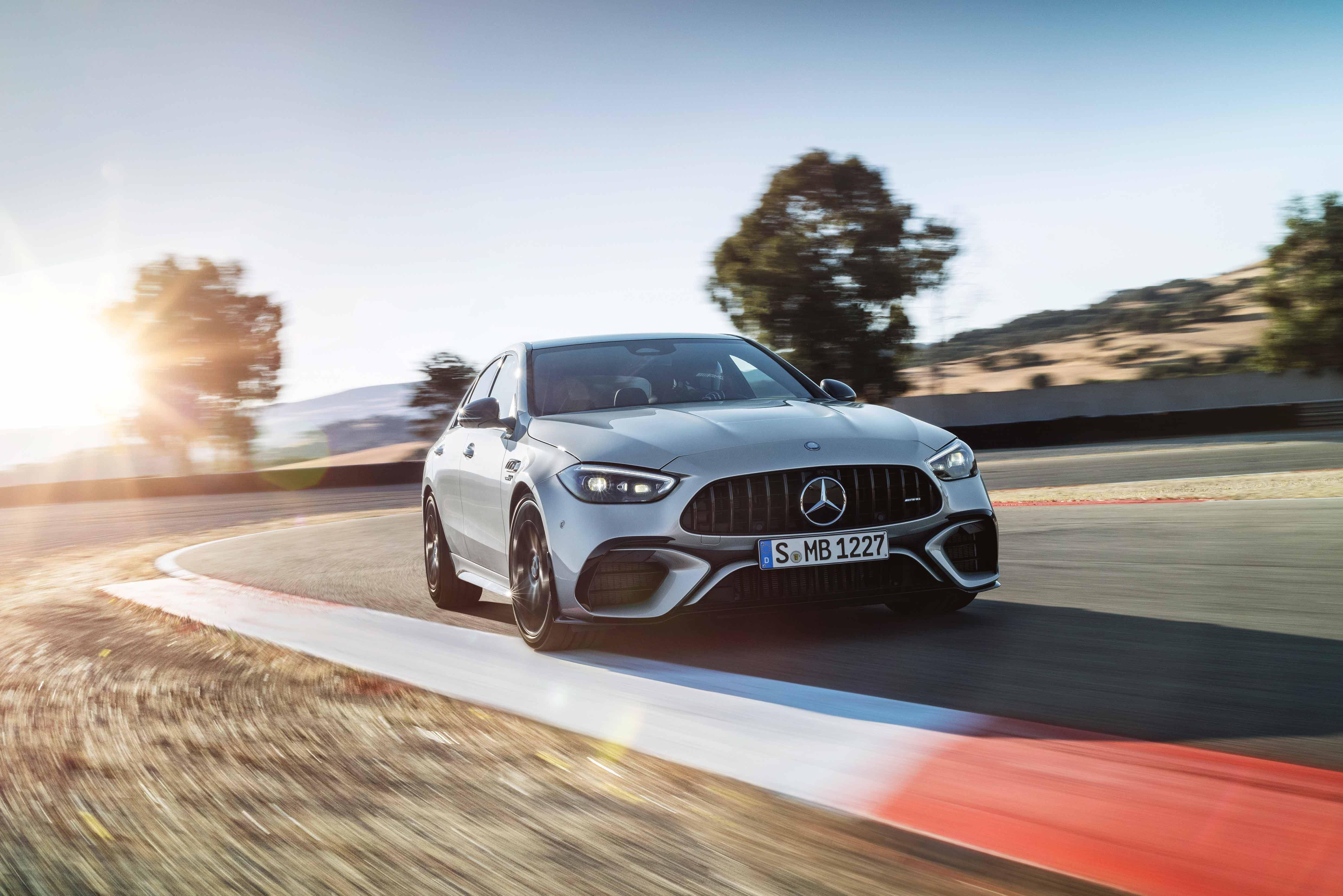 F1技术加持，这就是全新C 63 S E PERFORMANCE的“怒吼” - 知乎
