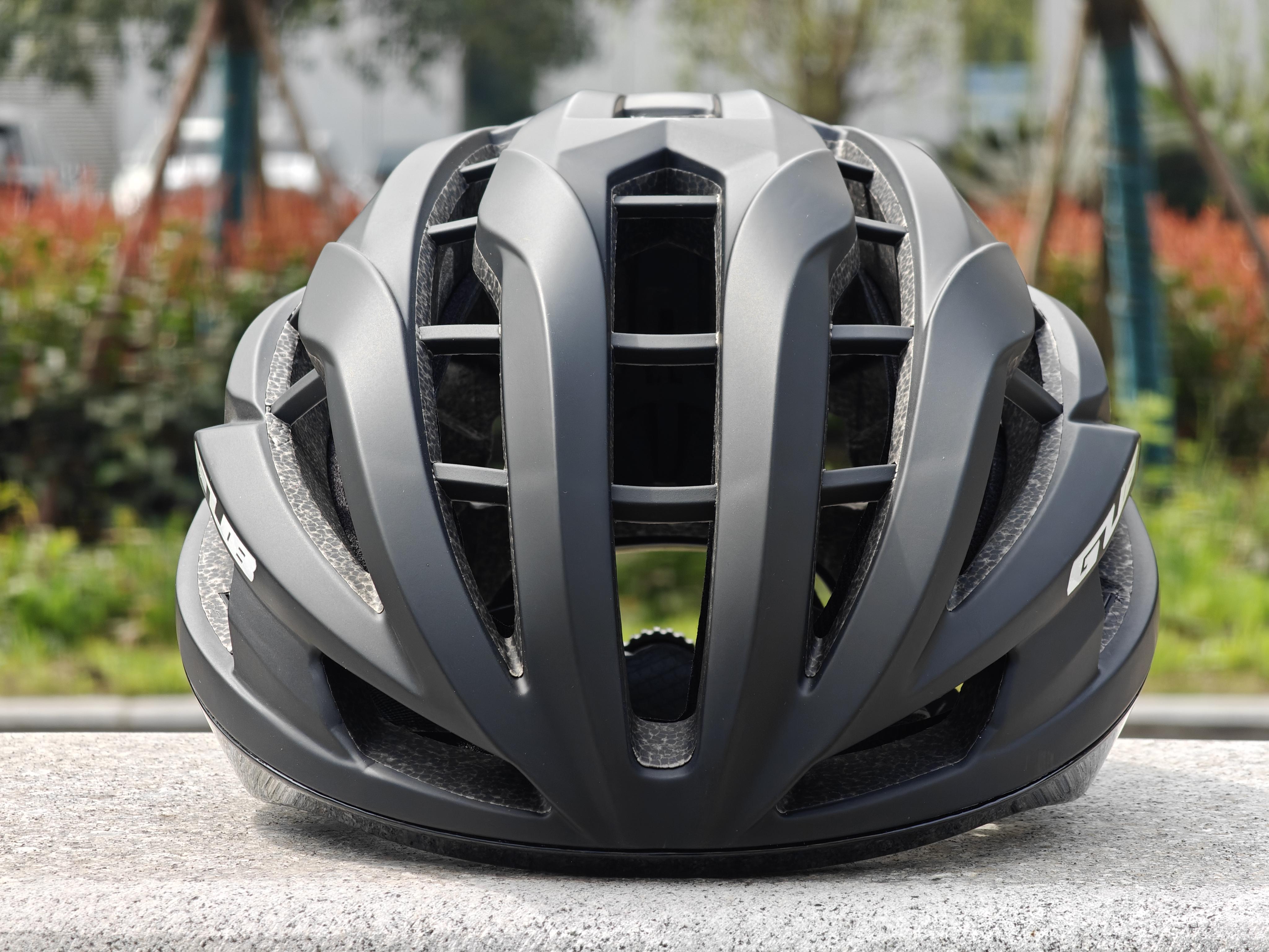 【器材记录】十六年后的再次相见——GUB头盔 - 知乎