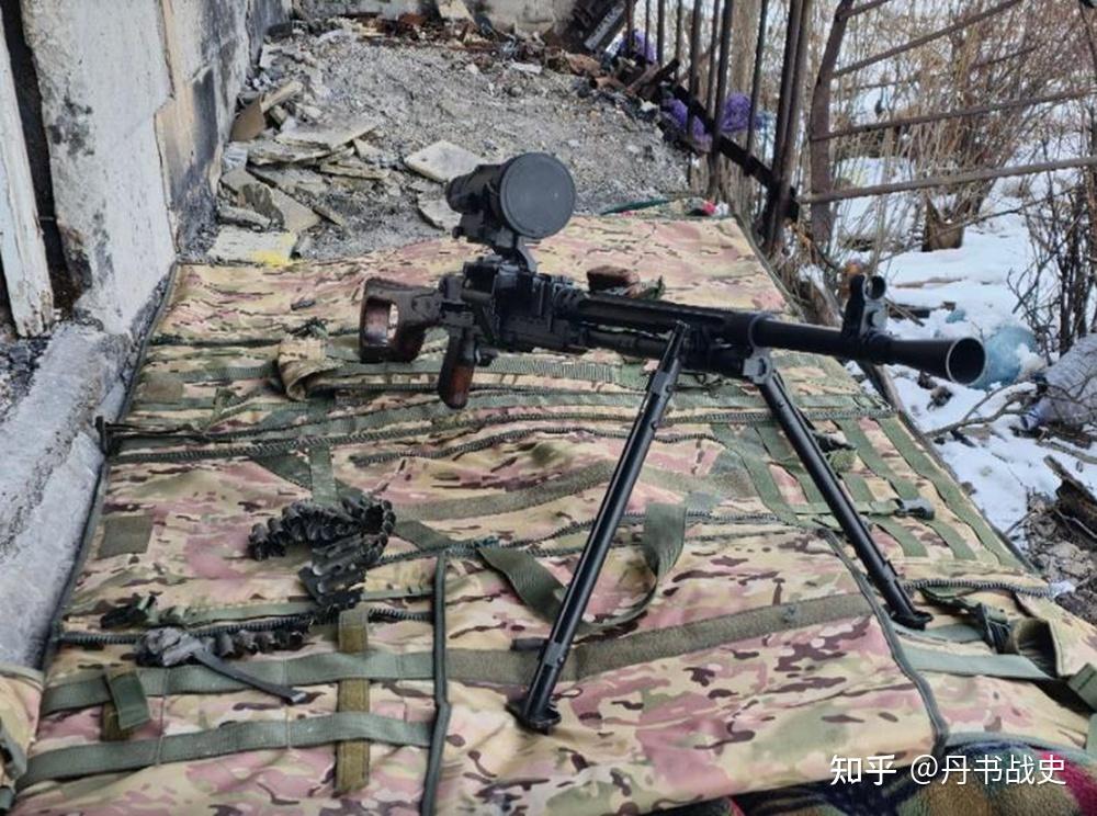 乌克兰缴获俄军的神秘武器，半个多世纪前的TKB-521机枪 - 知乎
