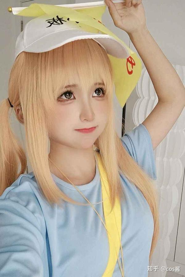 蠢沫沫 cos图包 – 四套自拍（血小板+黄漫老师+洛天依+间谍过家家） - 知乎
