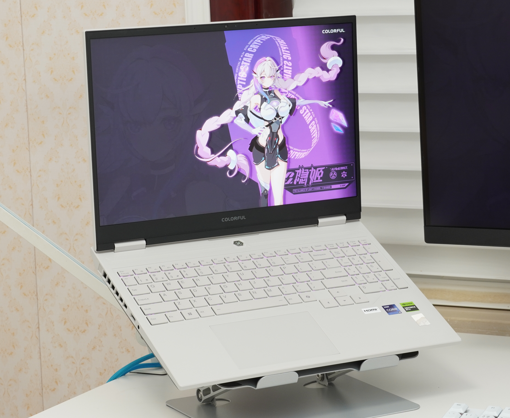 搭载RTX 5080 笔记本电脑GPU!七彩虹 隐星 G16 Pro 开箱简测 - 知乎