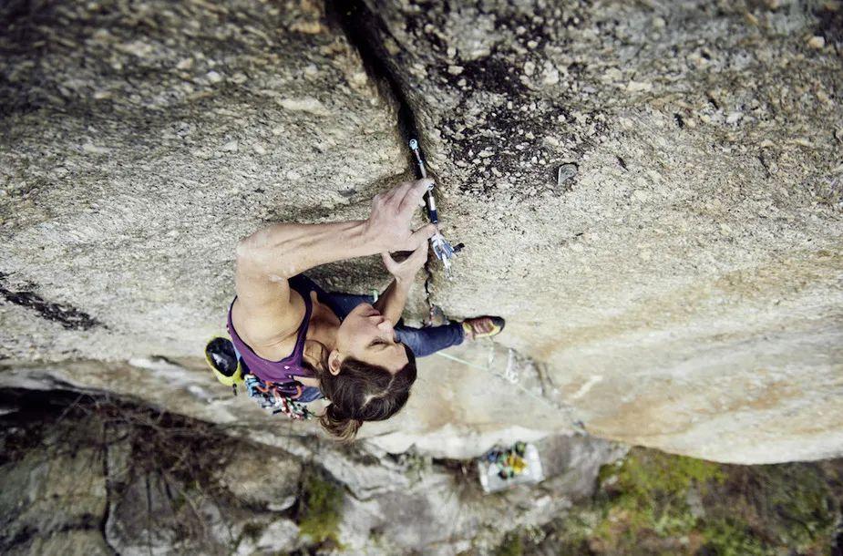 Crack School︱构建你的第一套传攀装备 - 知乎