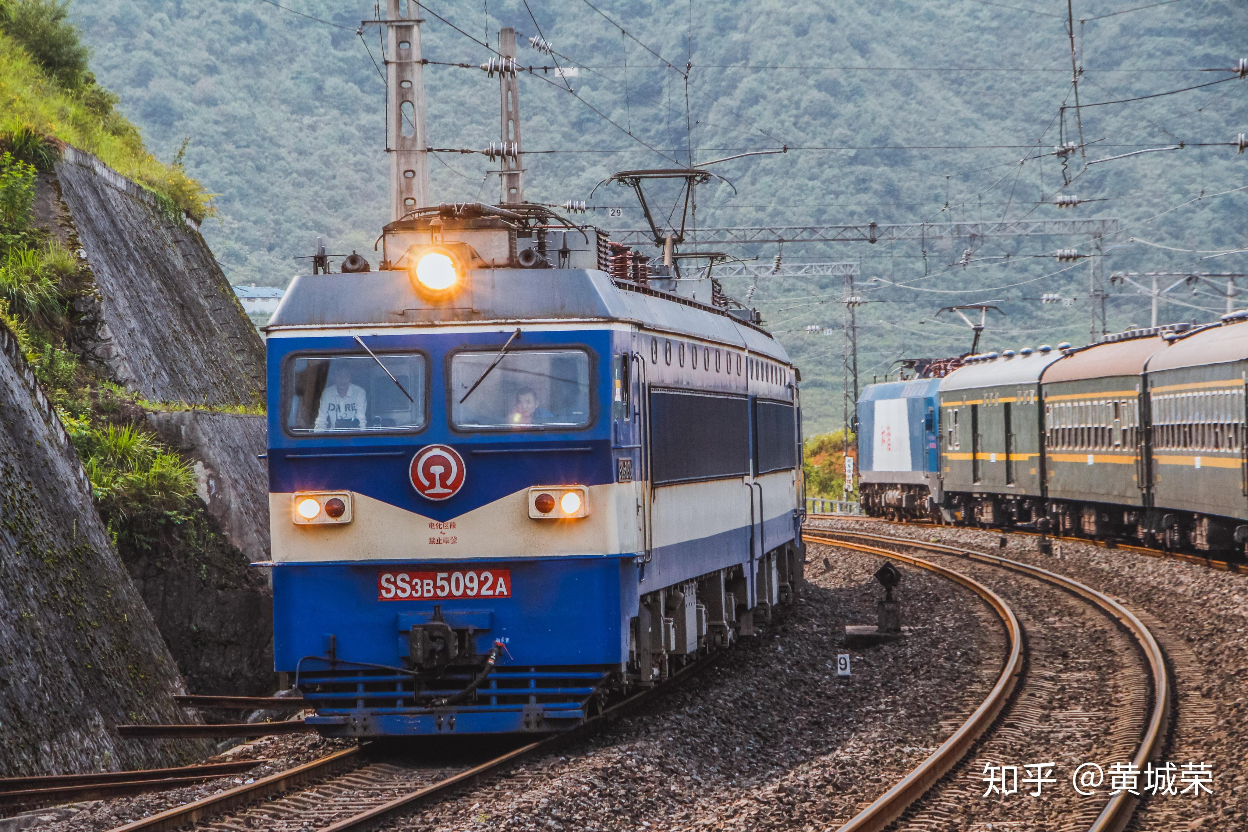 内六线最后的绿皮车：5635/6次 - 知乎