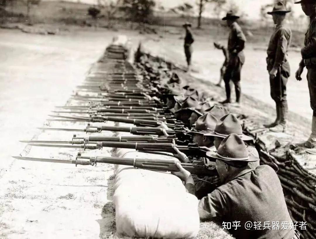 抗日先锋利器：FN M1930型轻机枪，带你了解这款轻机枪的前世今生 - 知乎