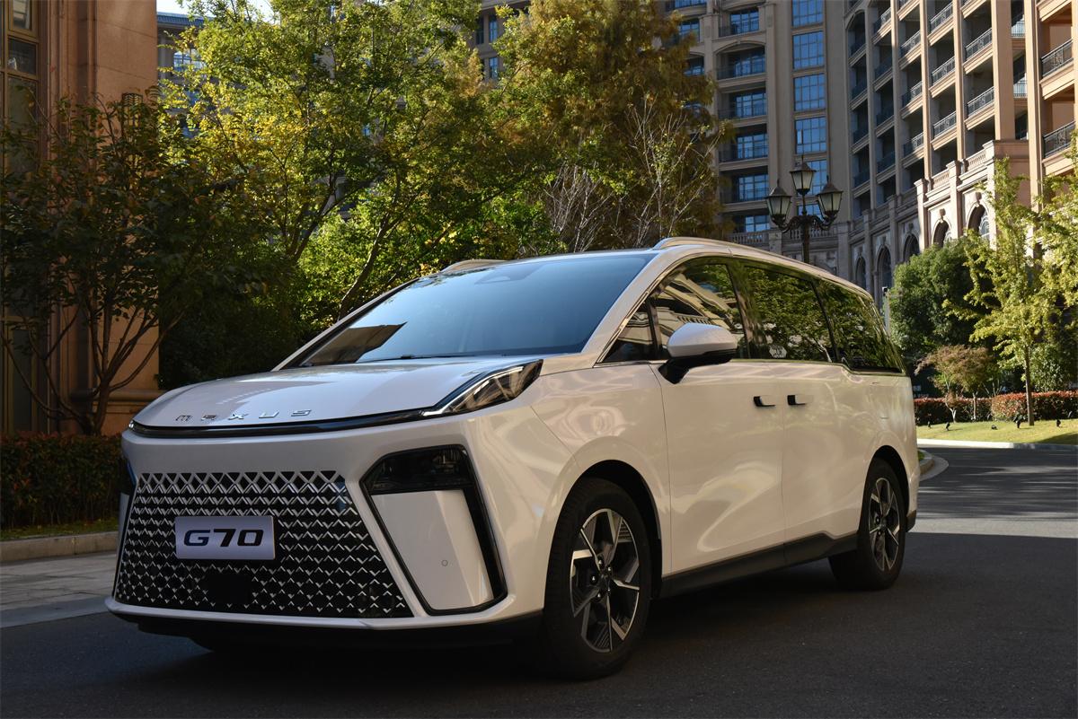 15万级家用MPV优选！2.0T加9AT 家庭出游就选它！ - 知乎