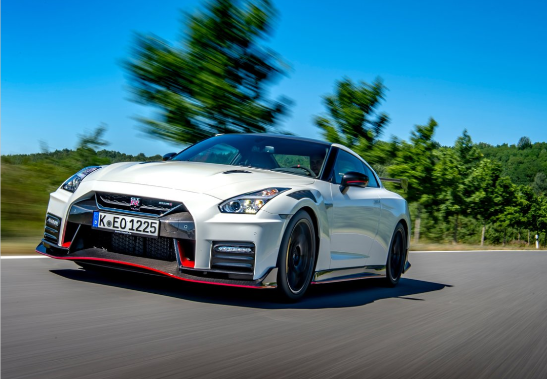 GTR R35不光是超跑杀手，更振兴了身陷泥潭的日产？ - 知乎