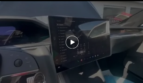 特斯拉 Model S / X 功能升级，中控大屏可自动旋转！ - 知乎