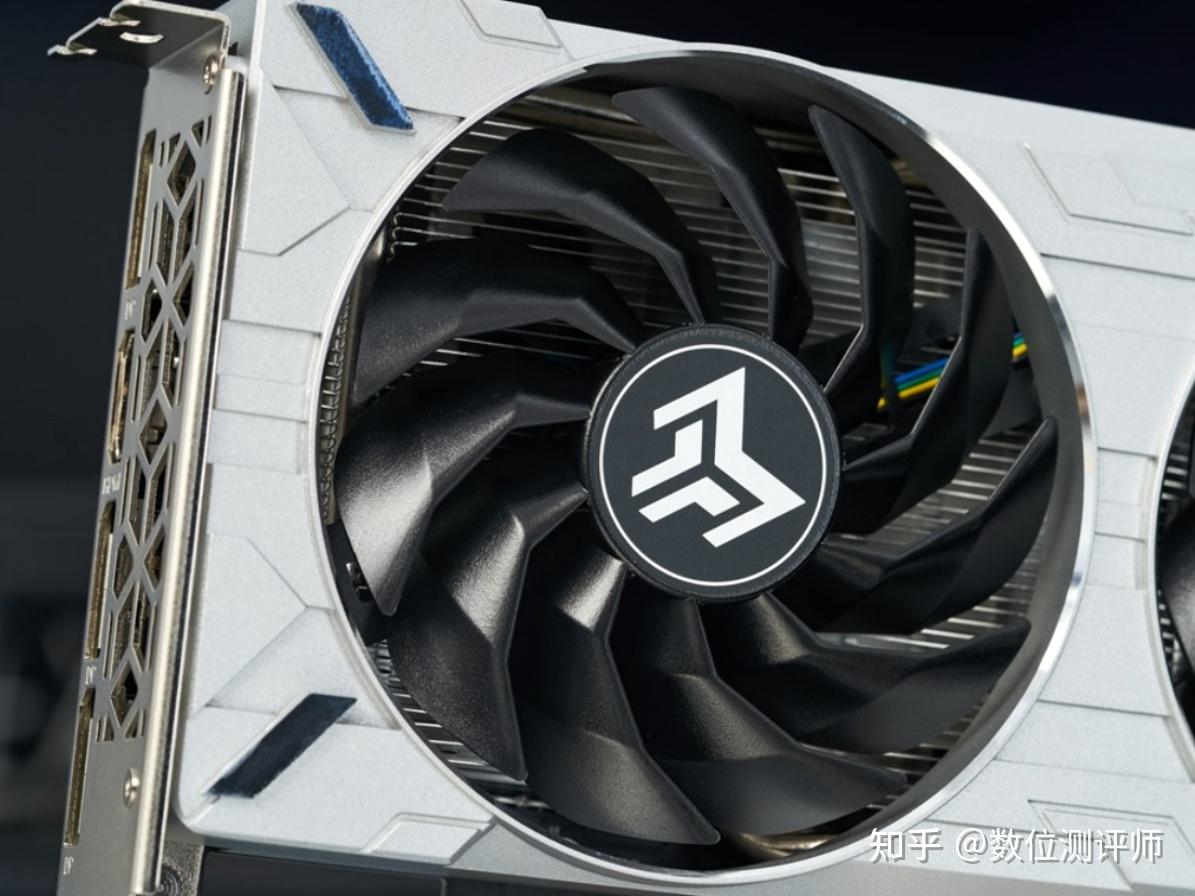 RTX 4060首发万字测评，带你了解这张卡的背后！