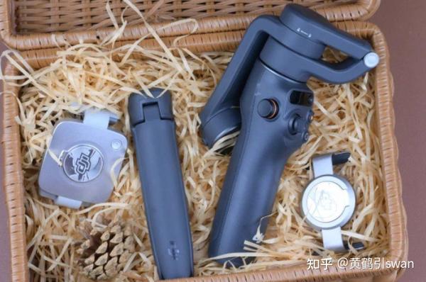 大疆最新推出的OM6手机云台实际使用感如何？哪些方面有升级？ - 知乎