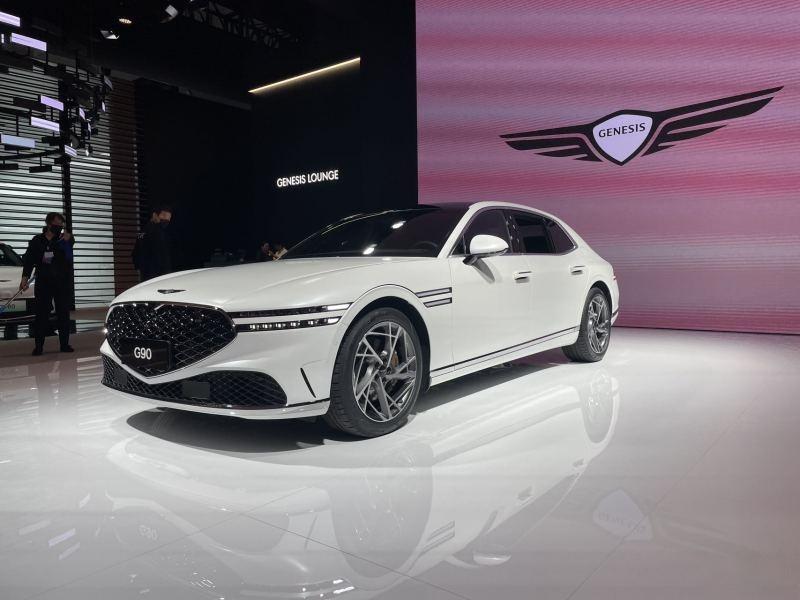 2023上海车展：捷尼赛思G90预售71.8万元起 - 知乎