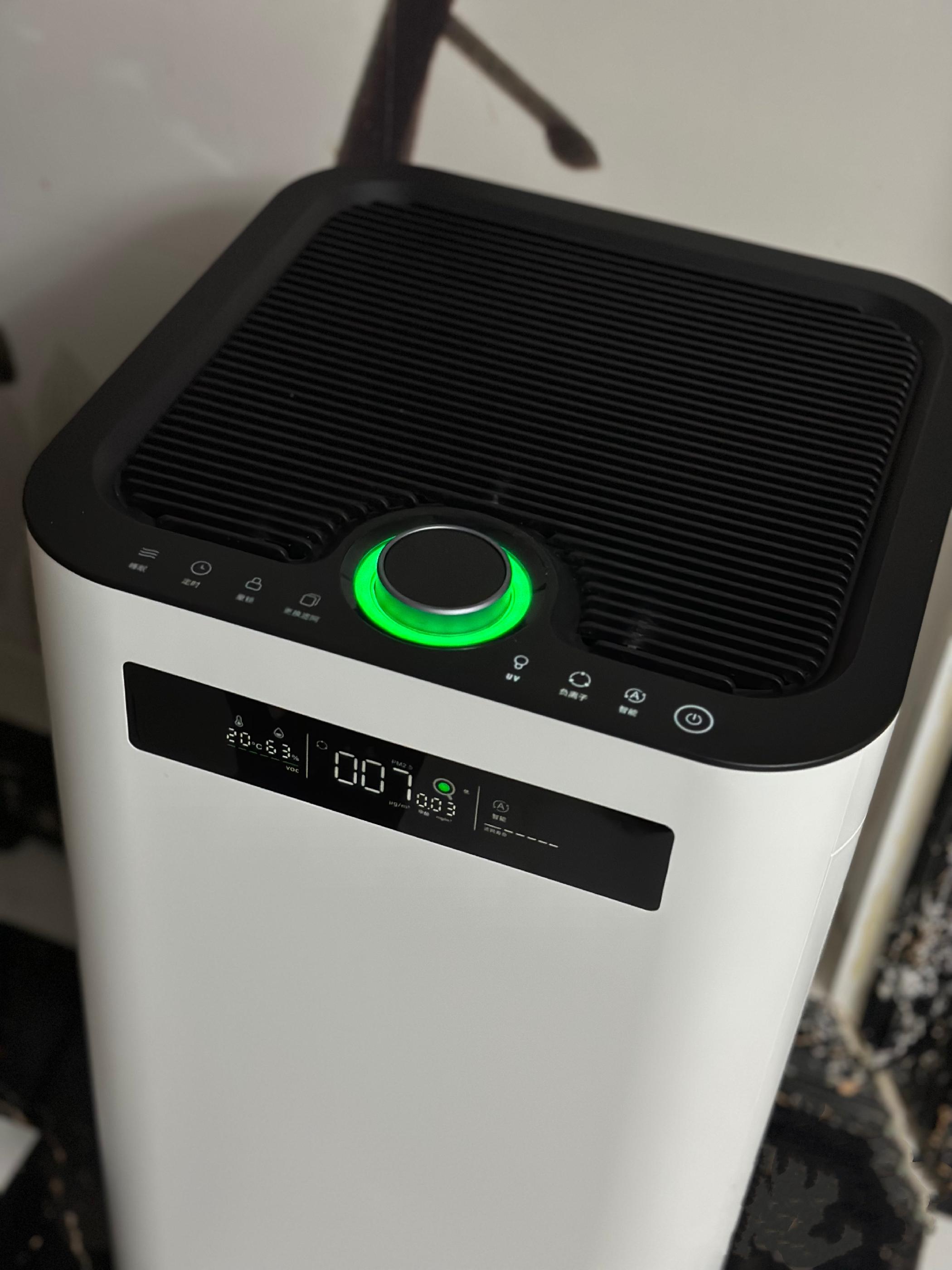 宠物空气净化器选购指南 | 范罗士、Blueair、352、IAM、IQAir五款空气净化器横向测评,养宠家庭更适合哪个品牌？