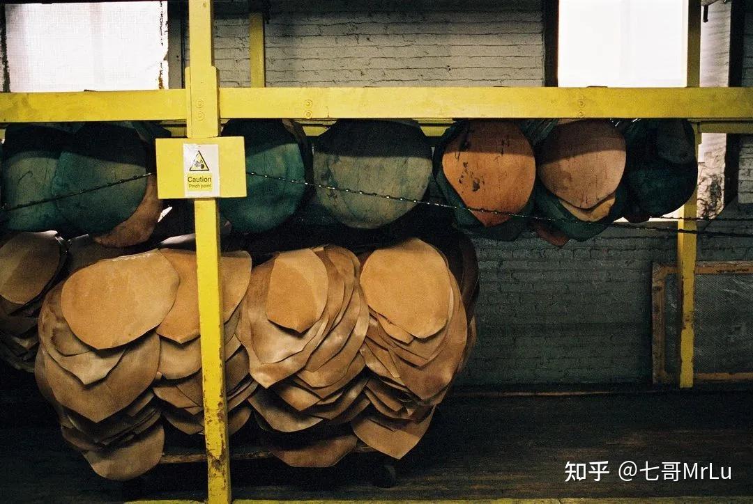 复古皮革界的顶流 Horween，到底是个什么味儿？ - 知乎