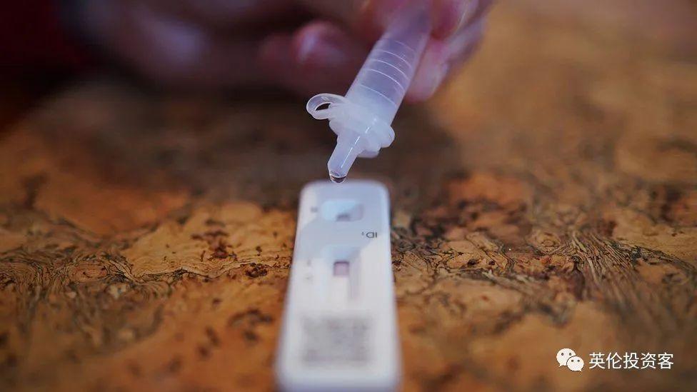 英国宣布周末停更疫情数据！对俄制裁细节曝光！女王因新冠取消会议... - 知乎