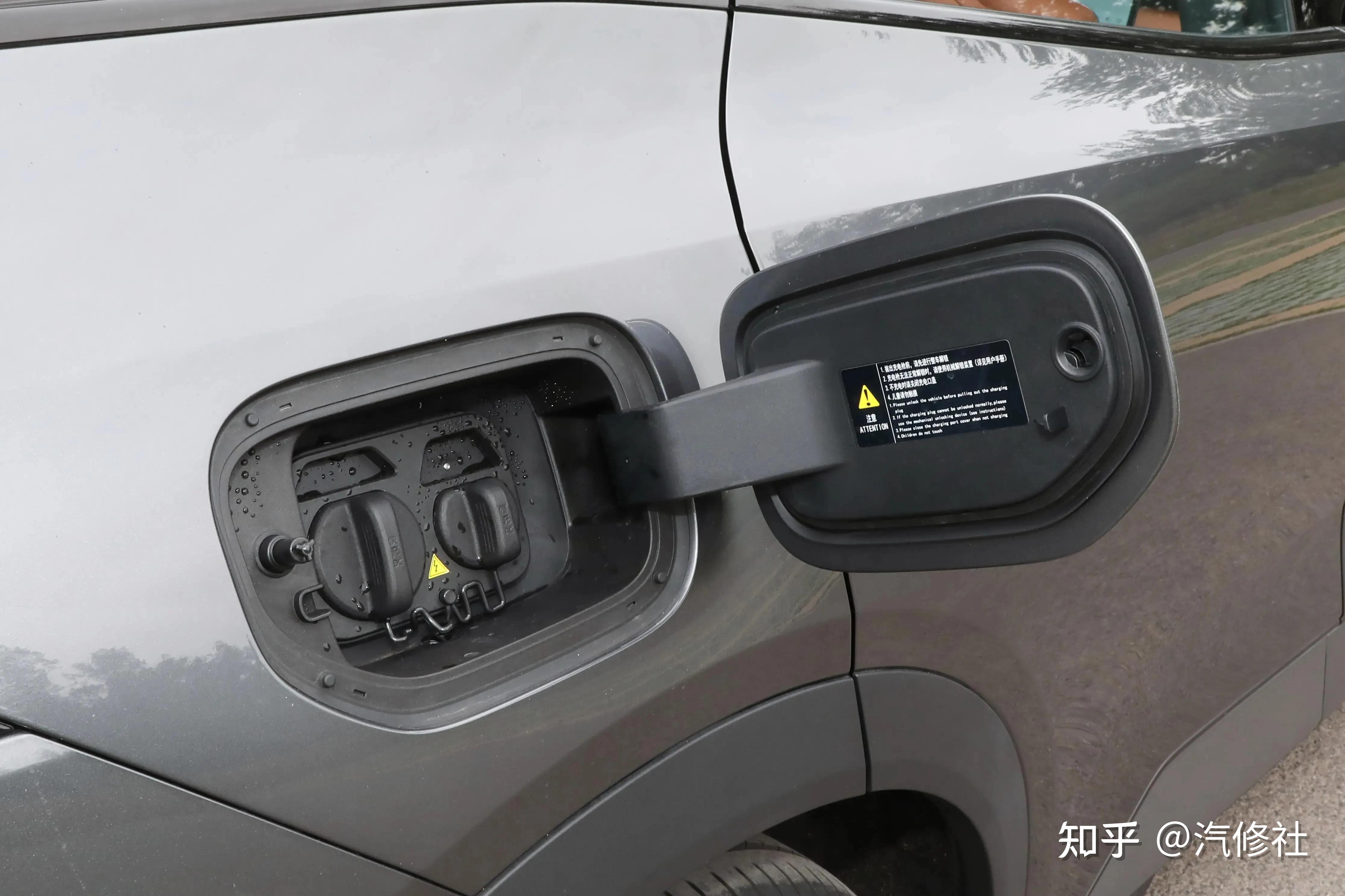 深蓝S7：综合续航超1000km，馈电油耗4.95L，增程才是首选？ - 知乎