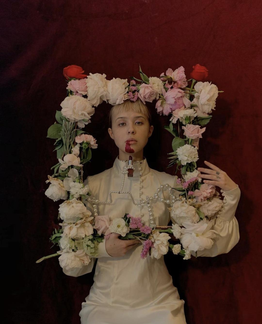 俄罗斯艺术家Polina Osipova 的穿戴艺术，时尚精致的部落主义。 - 知乎