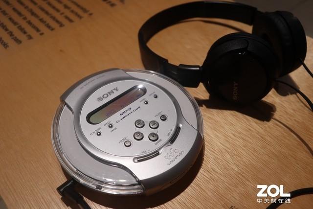 Walkman 40周年展回顾 40年前的工业设计依然品质一流 - 知乎