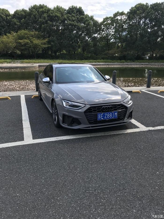 2020豪华动感奥迪A4L随拍，总之自己喜欢的才是最好的 - 知乎