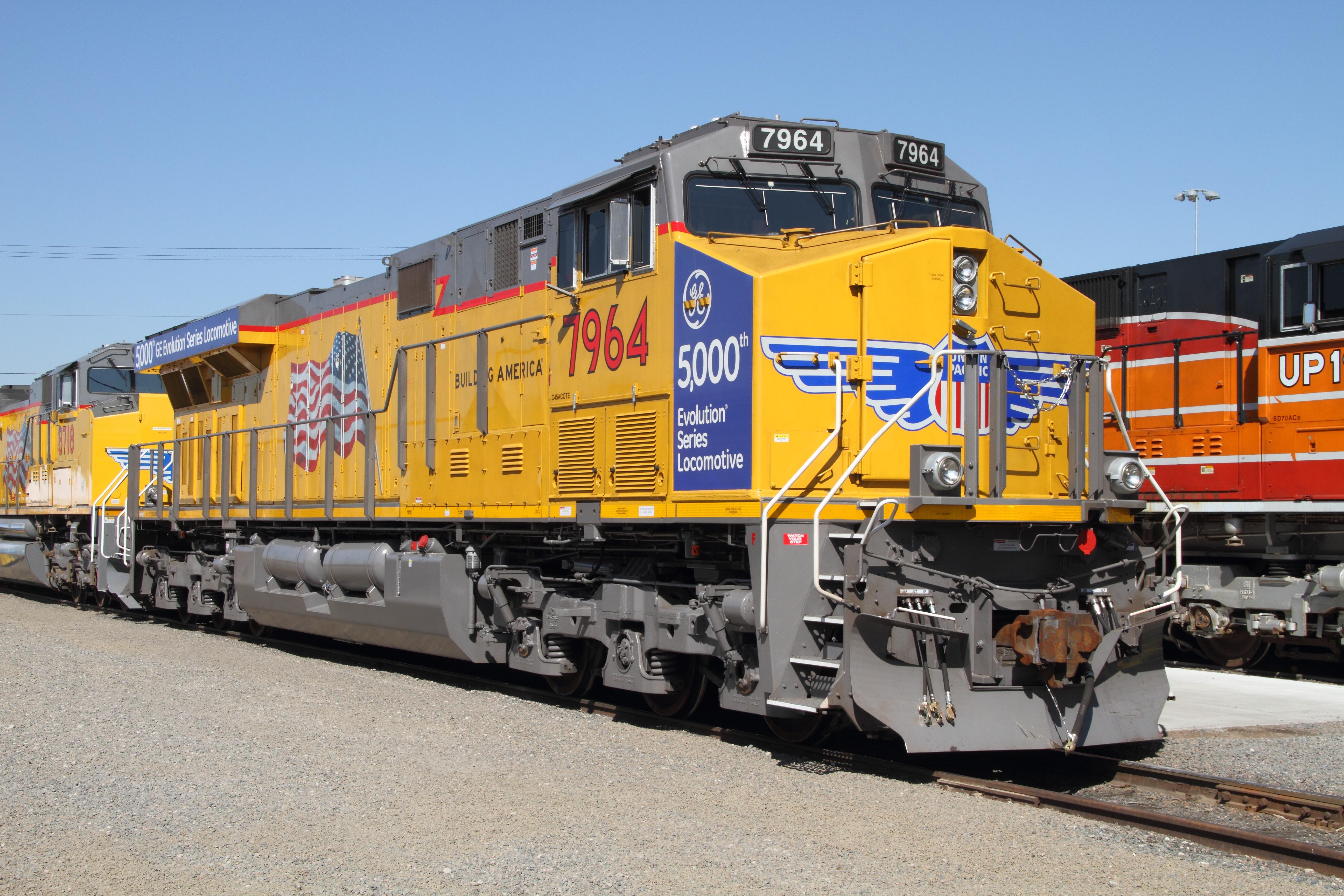 【科普】荣获特别车号及特别涂装的美国联合太平洋铁路C45ACCTE型和C45AH型内燃机车 - 知乎