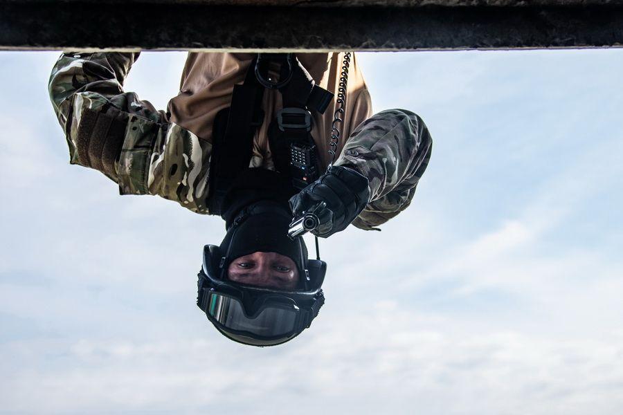 俄联邦国民警卫队的双刃—OMOH与СОБР - 知乎