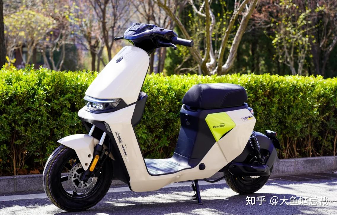 九号电动F2z 110体验怎么样？对比F90M升级有多大？一文看懂细节 - 知乎