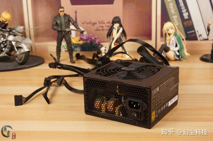 酷冷至尊MWE550金牌电源，额定550W，单路12V输出！ - 知乎