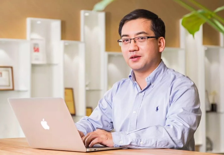 TalkingData CEO崔晓波荣获“2018年度科技创新人物“ - 知乎