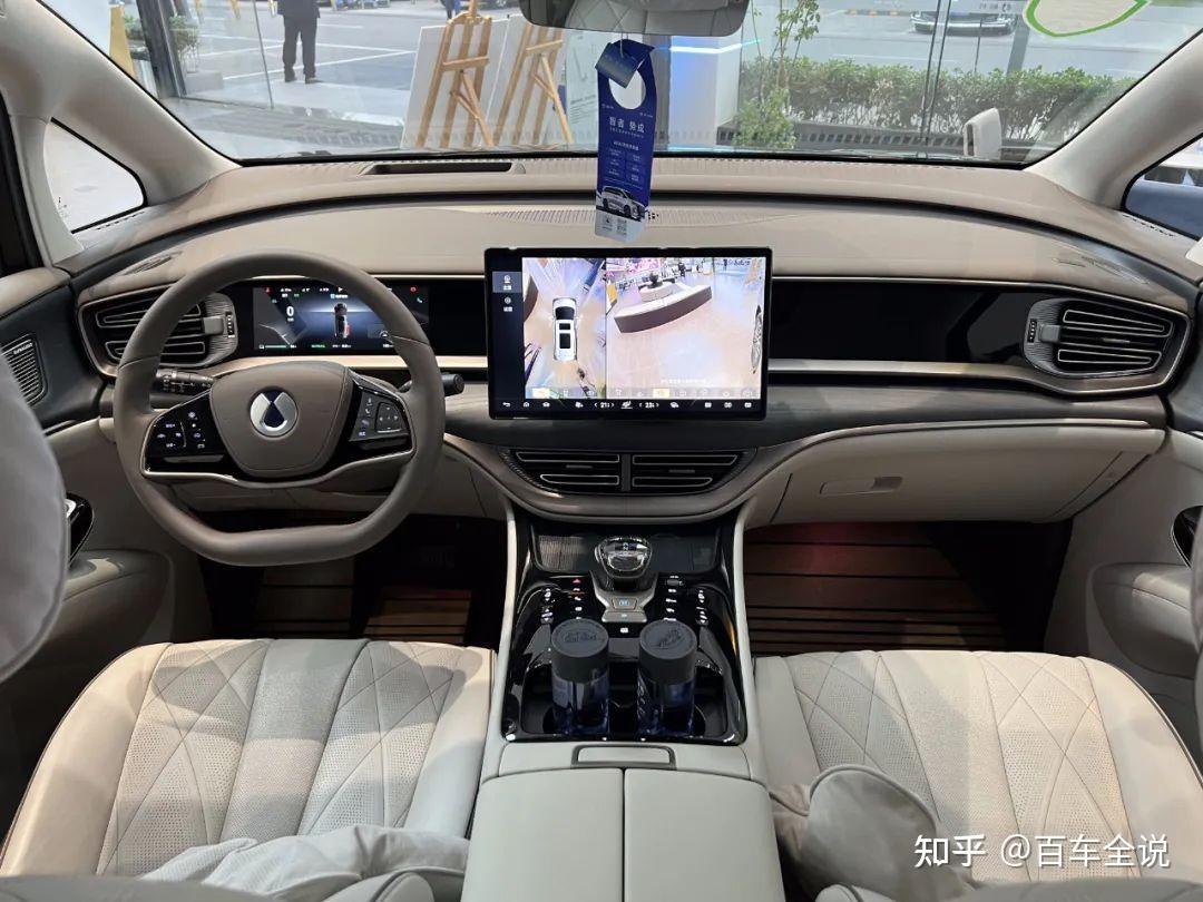 探店丨腾势D9&传祺M8：国产混动MPV该怎么选？ - 知乎