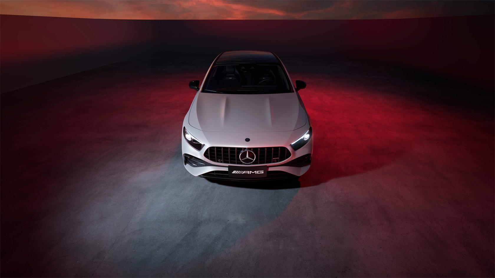 驾驭先锋活力，两款奔驰A级AMG联袂焕新上市 - 知乎