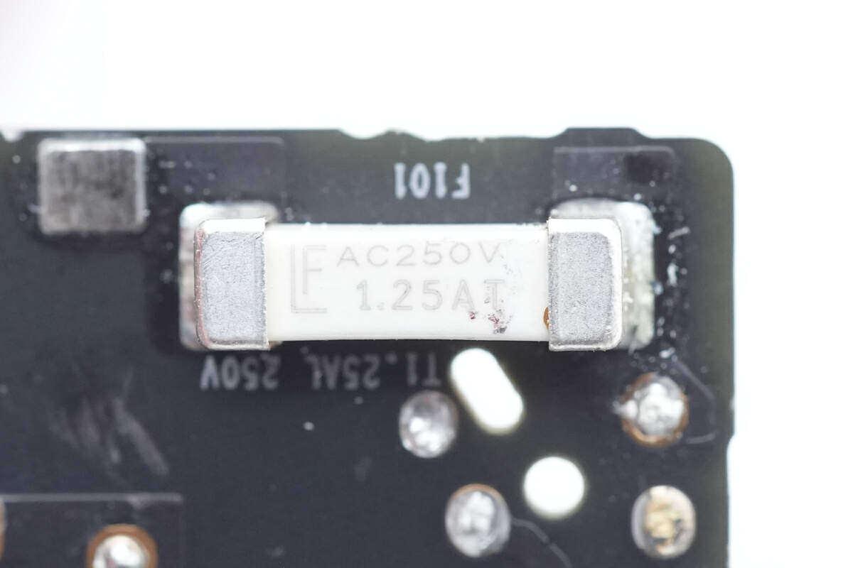 拆解报告：Apple苹果iPhone 15原装20W快充充电器A2244 - 知乎