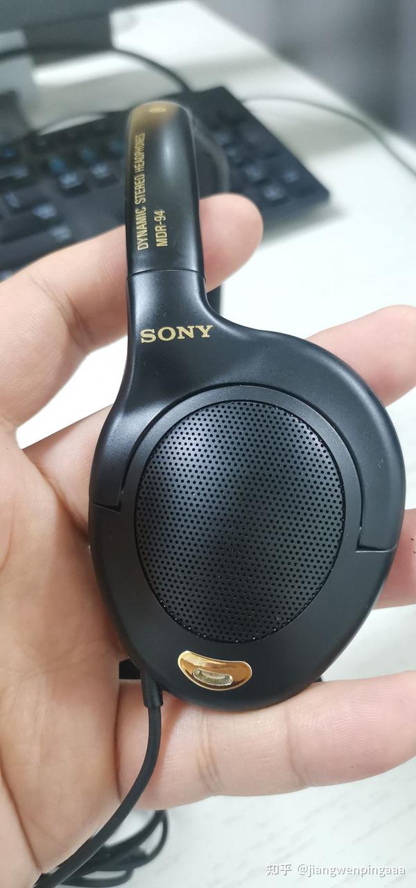 从烤漆版本mdr-cd900到mdr-v600，索尼经典的第一代40mm单元耳机全介绍（第三季） - 知乎
