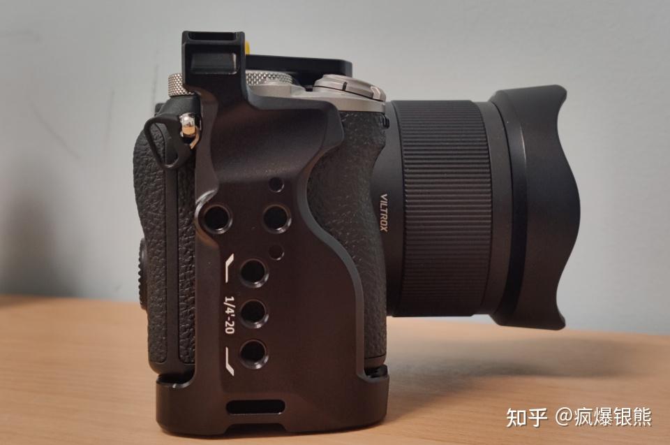 玩转索尼A7C2系列篇5：想要干活和变现，这些专业配件必须要配齐 - 知乎