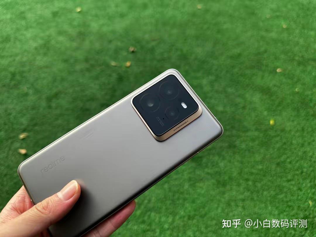 旗舰机中的续航王者！真我GT7 Pro全面评测：满电续航将近16小时 - 知乎