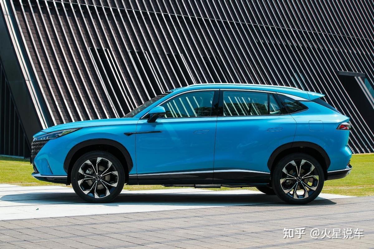 续航1050公里，荣威eRX5买哪款更适合？其实顶配不错 - 知乎