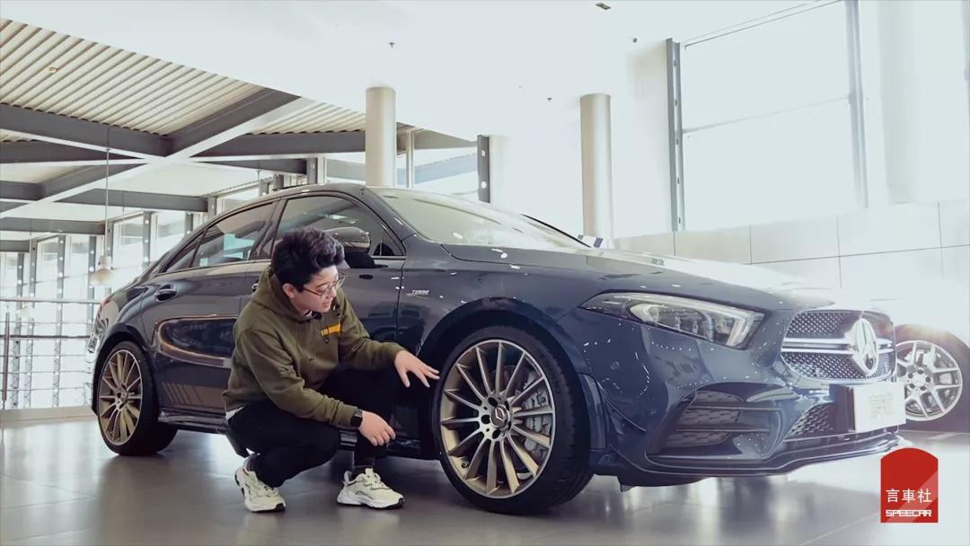 到店体验奔驰A35 L：一台兼顾性能与家用的AMG - 知乎