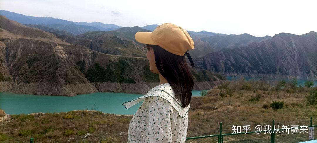 新疆S101百里丹霞风景道，拉开天山腹地神奇画卷 - 知乎