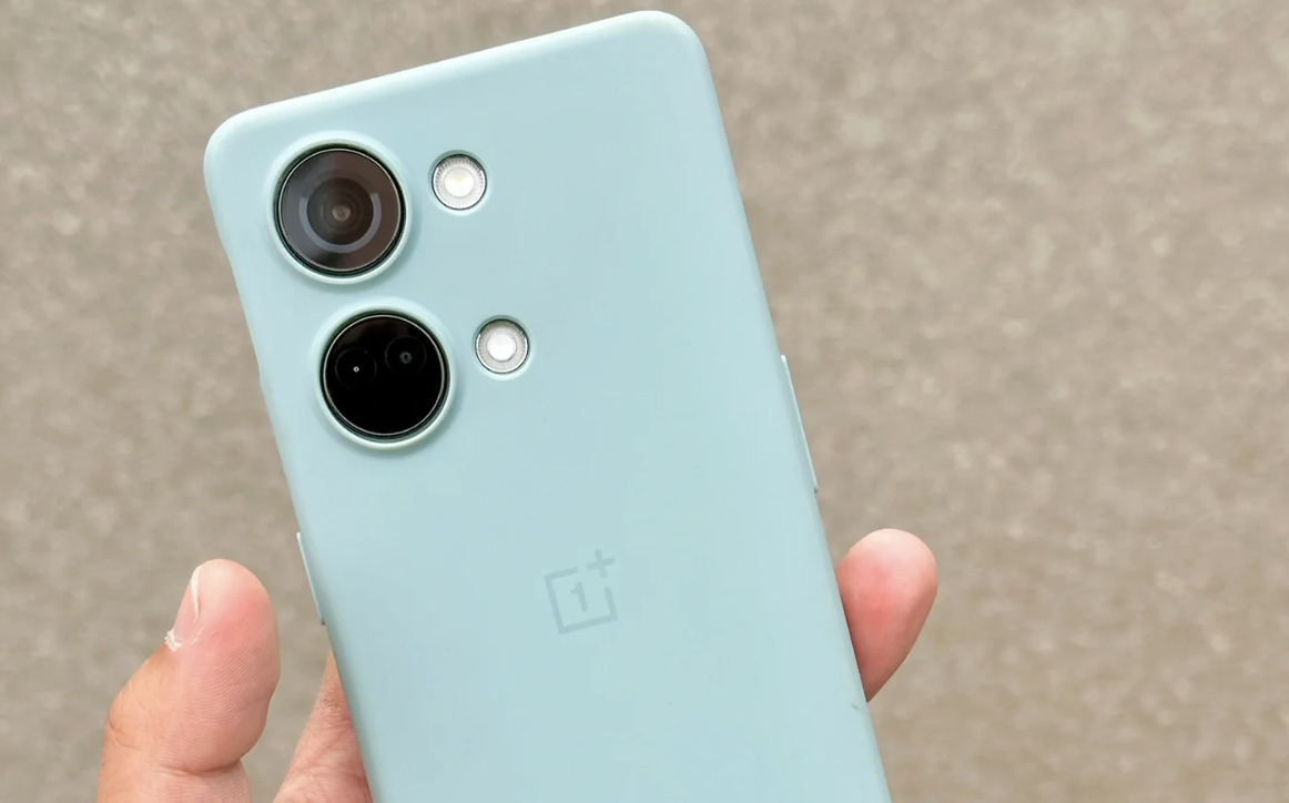 【2023年618一加ace2v价格降价攻略】一加ace2v怎么样？一加ace2v和一加ace2怎么选择？