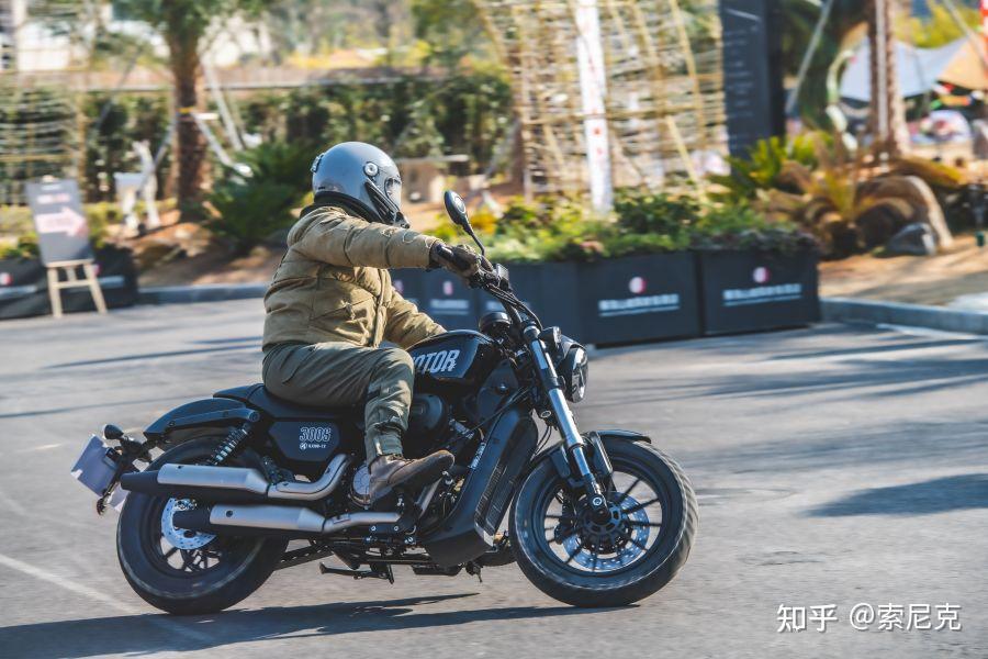 闪三百，CM300，TR300，小排复古巡航你选哪一个？ - 知乎