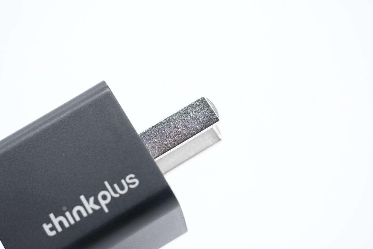拆解报告：联想thinkplus迷你20W快充充电器MC21 - 知乎