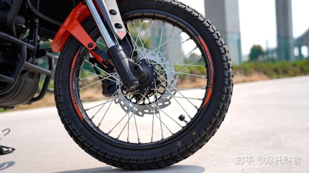 够轻也够硬的入门级ADV—13980元起 凯威T250X静态测评 - 知乎