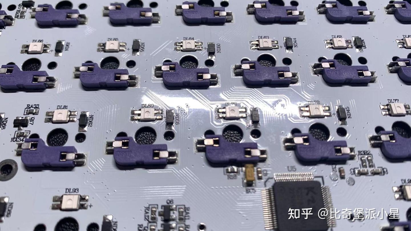 外形圆润 玩法多样——珂芝z98抢新测评 - 知乎