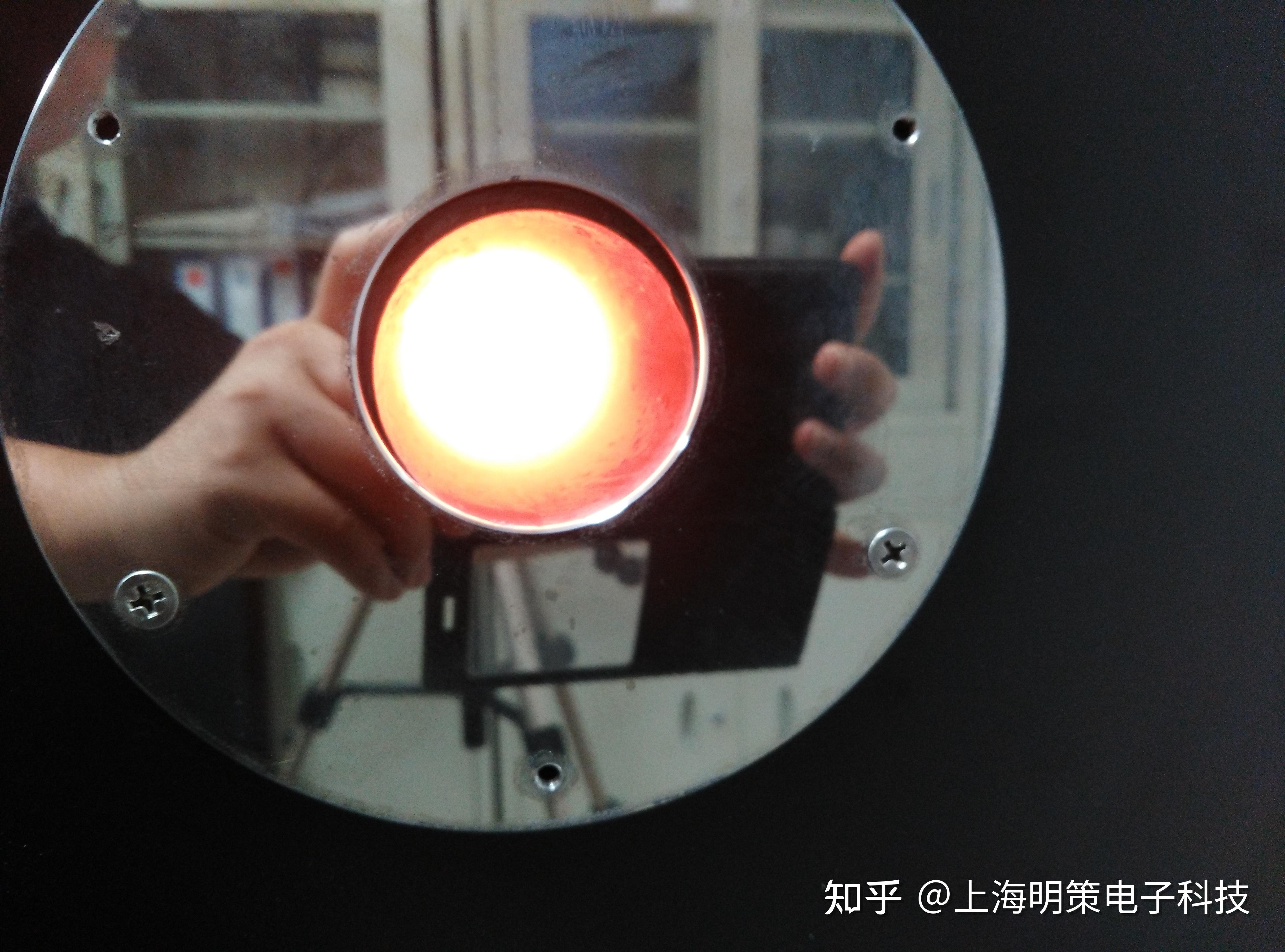 MIKRON M390超高温黑体炉：600°C到3000°C稳定性±0.5°C - 知乎