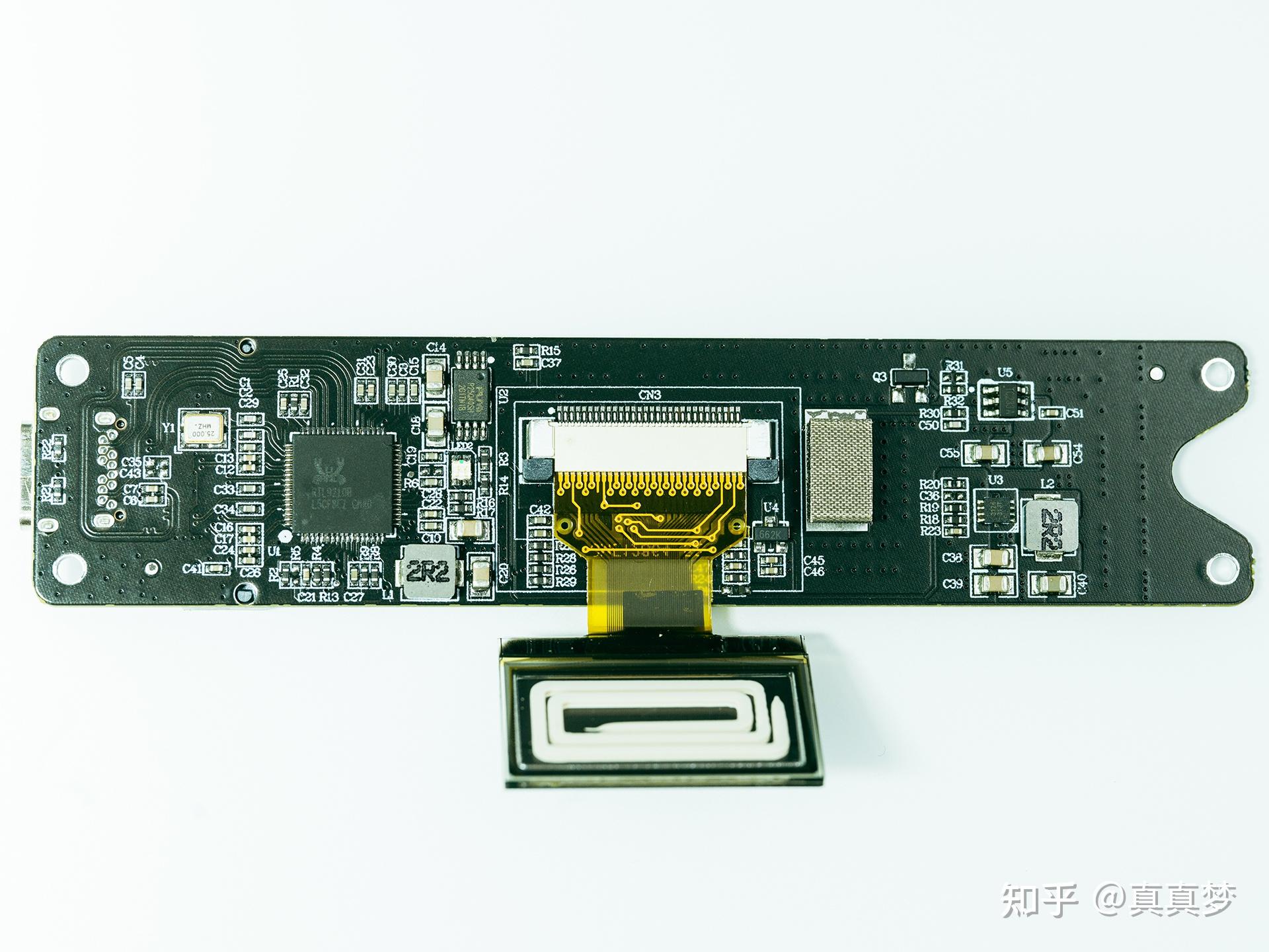 ITGZ带液晶屏双协议M2固态硬盘盒评测，RTL9210B芯片