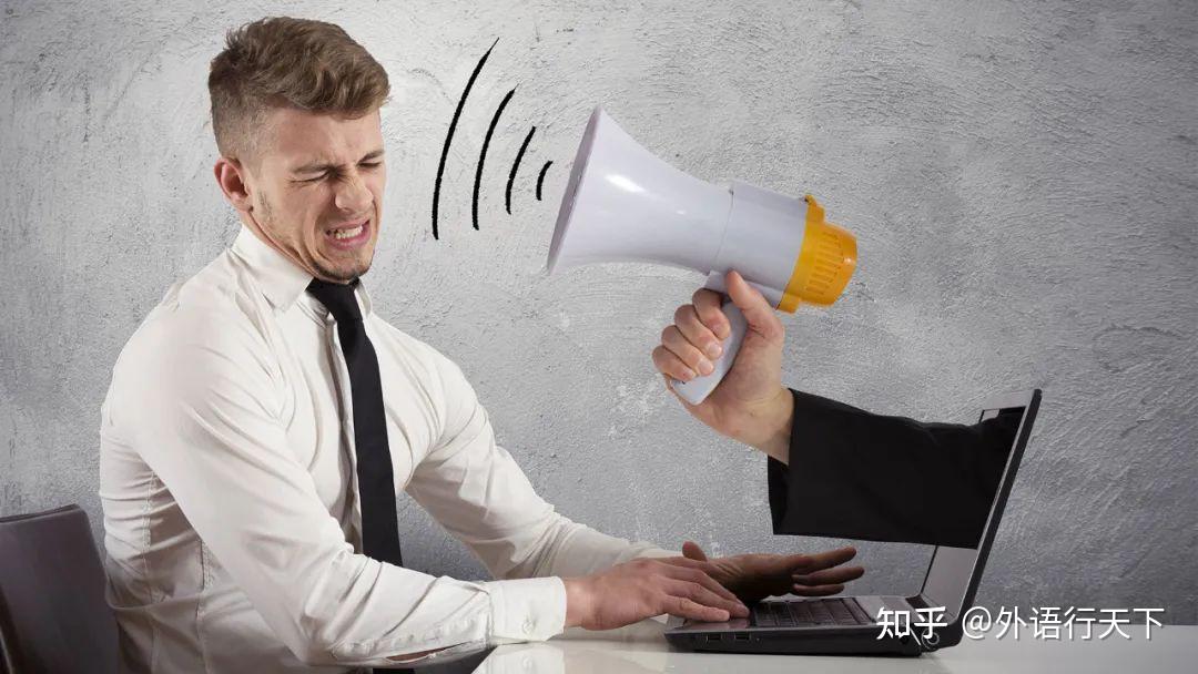 都有“大声地”的意思，loudly 和 aloud 却不尽相同 - 知乎