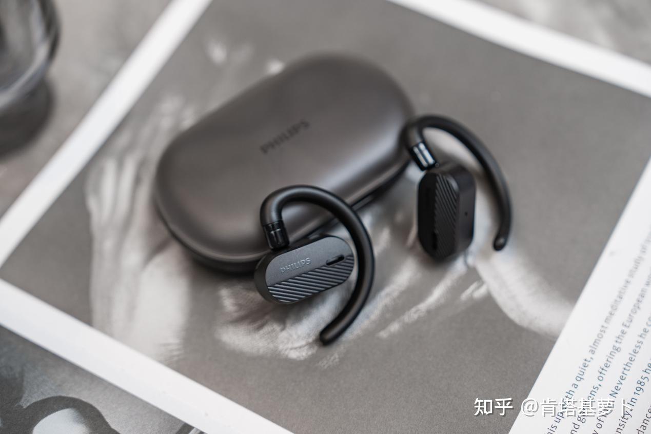 直接“开挂”！体验佩戴无感的带感音质，飞利浦OWS耳机A6708评测 - 知乎
