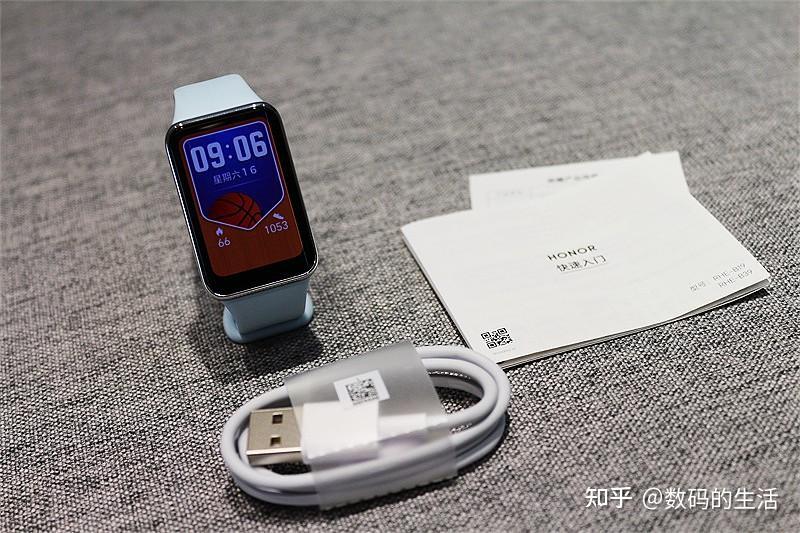 AI 加持！首发荣耀手环9NFC版评测，全新升级堪比千元智能手表 - 知乎