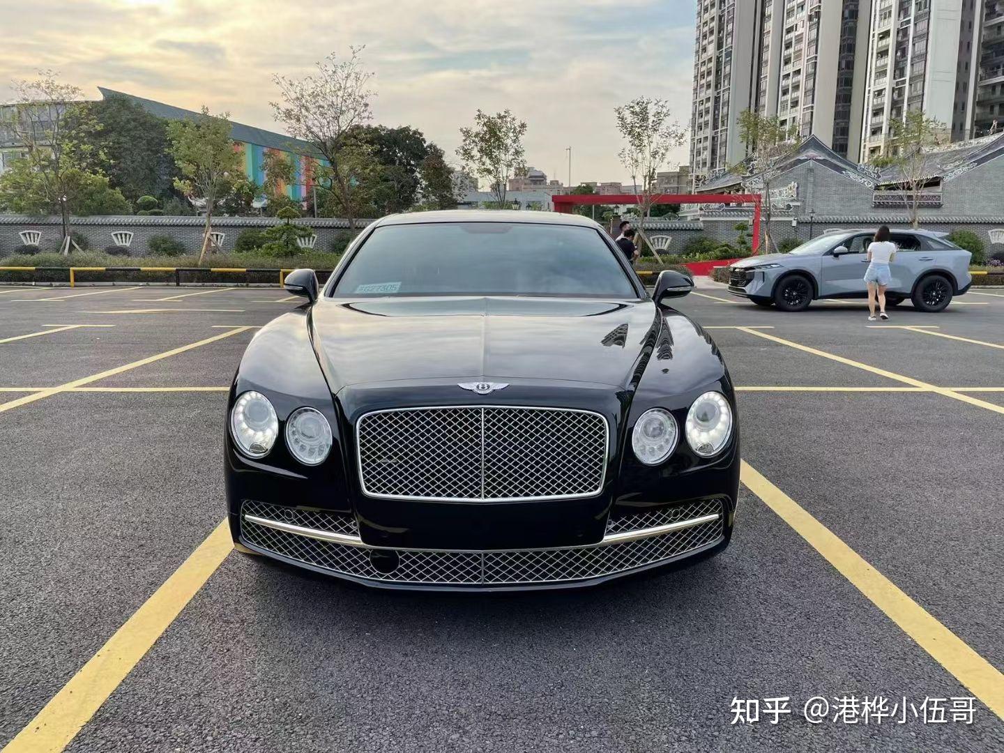 15年宾利飞驰W12-6.0T 四座 黑色 格子皮黑内 无匙进入 无匙启动 三幅方向盘 钻石档把 百 - 知乎