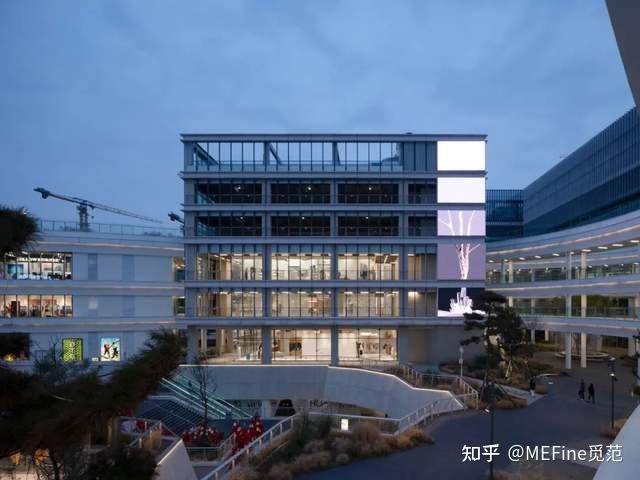 此地CyPARK作为成都城市文脉的一次创新性延续，以国内首个骑行主题商业空间为特色 - 知乎