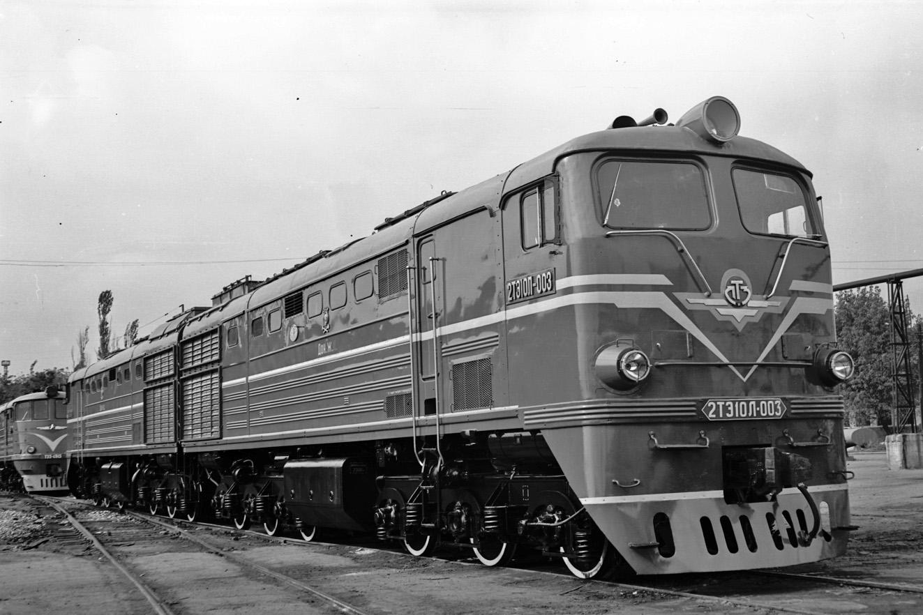 【科普】【扩展】“多截棍破鼻子”——2TE10L型、TEP10L型及2TE10V型内燃机车 - 知乎