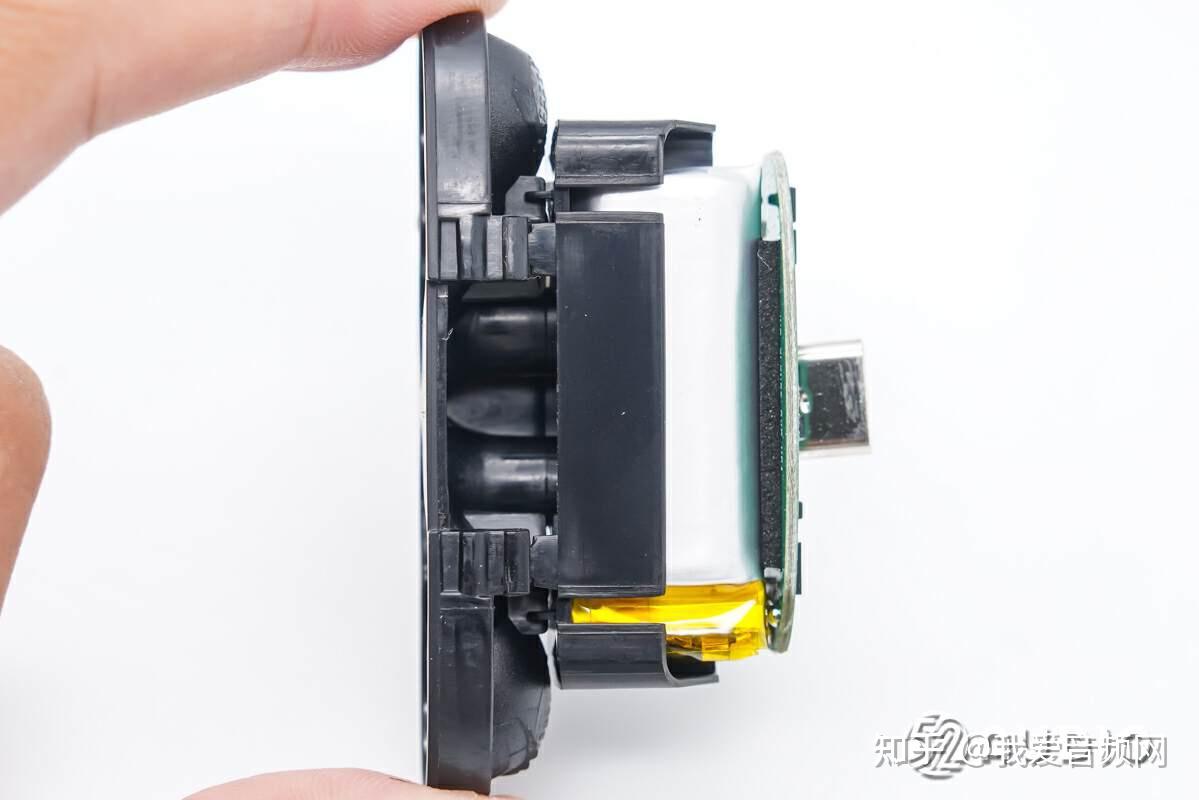 N06真无线耳机拆解，单芯片电源管理方案，实现快速地产品落地 - 知乎