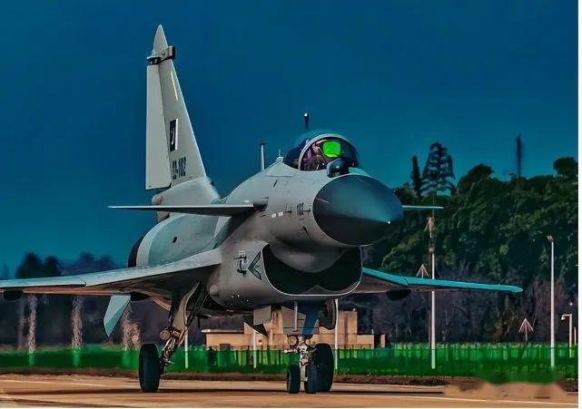 巴公布歼10CE性能，向美国表明：太行发动机性能强悍，比F16更好 - 知乎